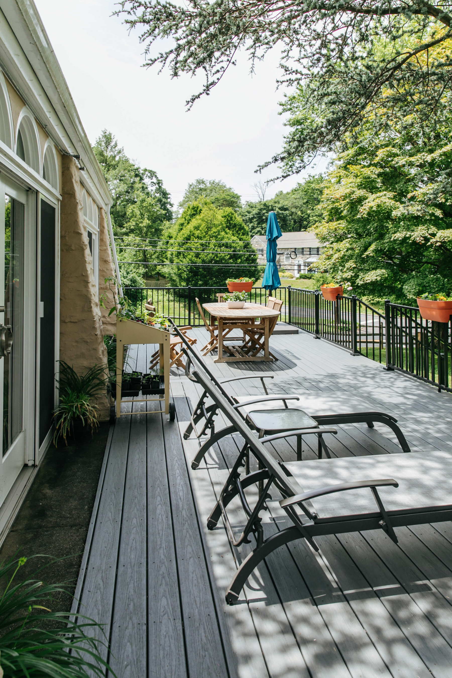 TimberTech Deck with Aluminum Railing - Amazon Mist color