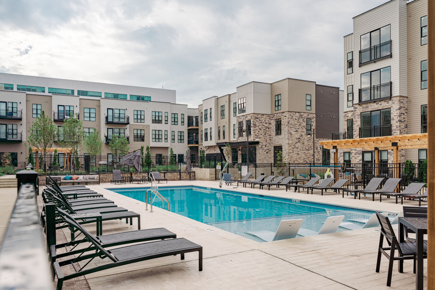 Commercial - Integrous Fences and Decks