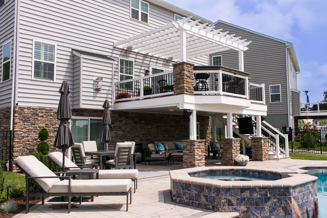 Before and After: 15 Integrous Deck Transformations - Integrous Fences ...