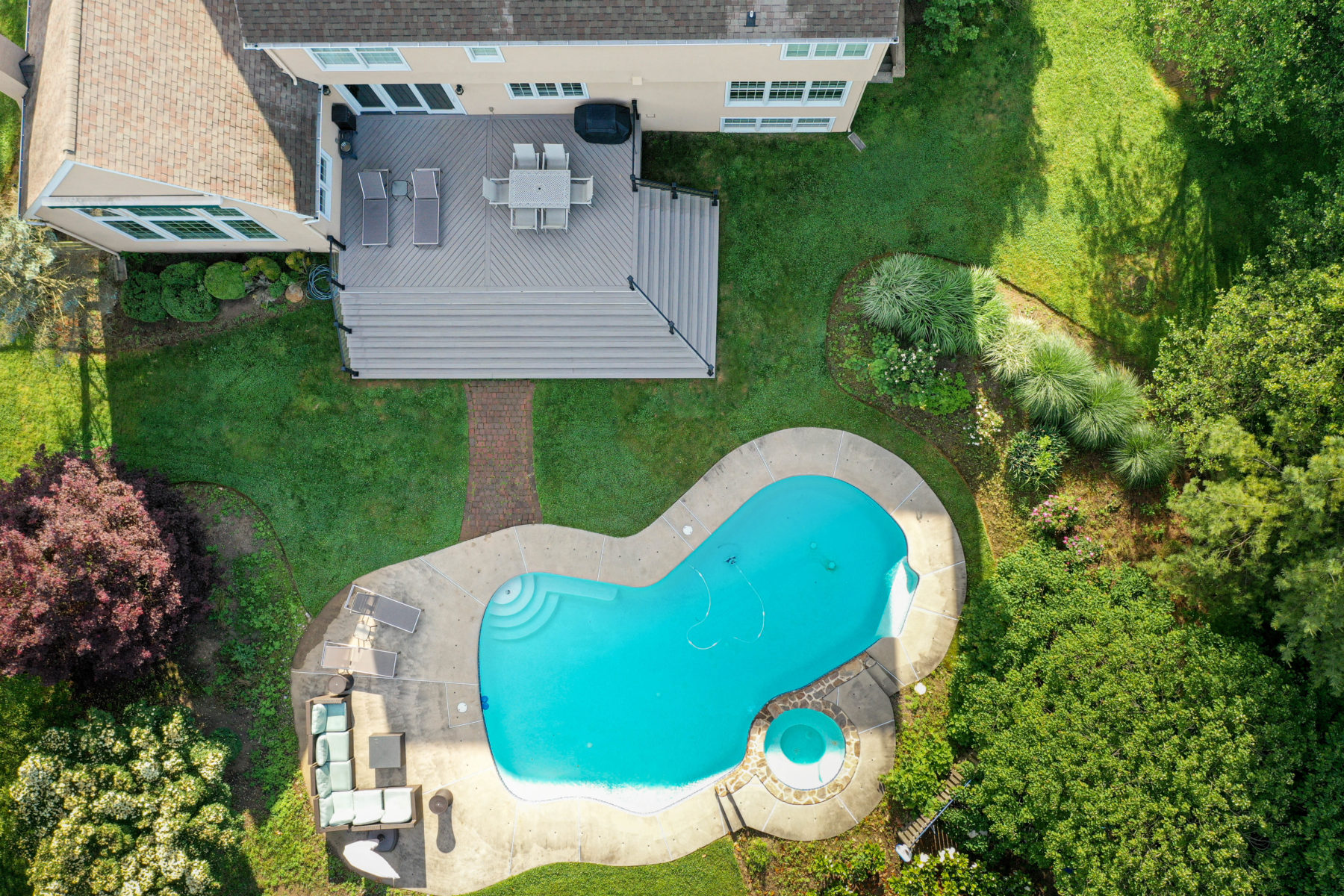 Azek decking with Cable Railing - Vintage Coastline Color