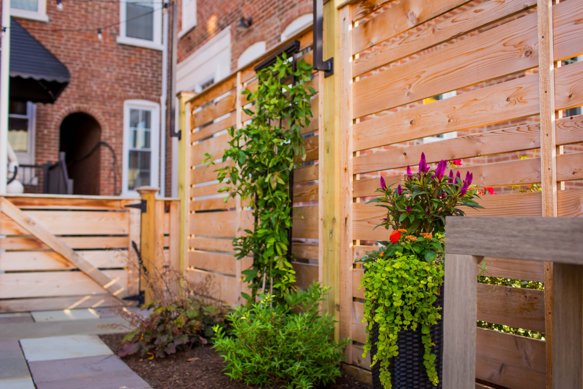 Fence Materials - Integrous Fences and Decks