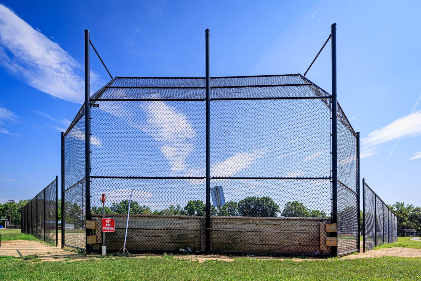 Chain Link Fences - Integrous Fences and Decks