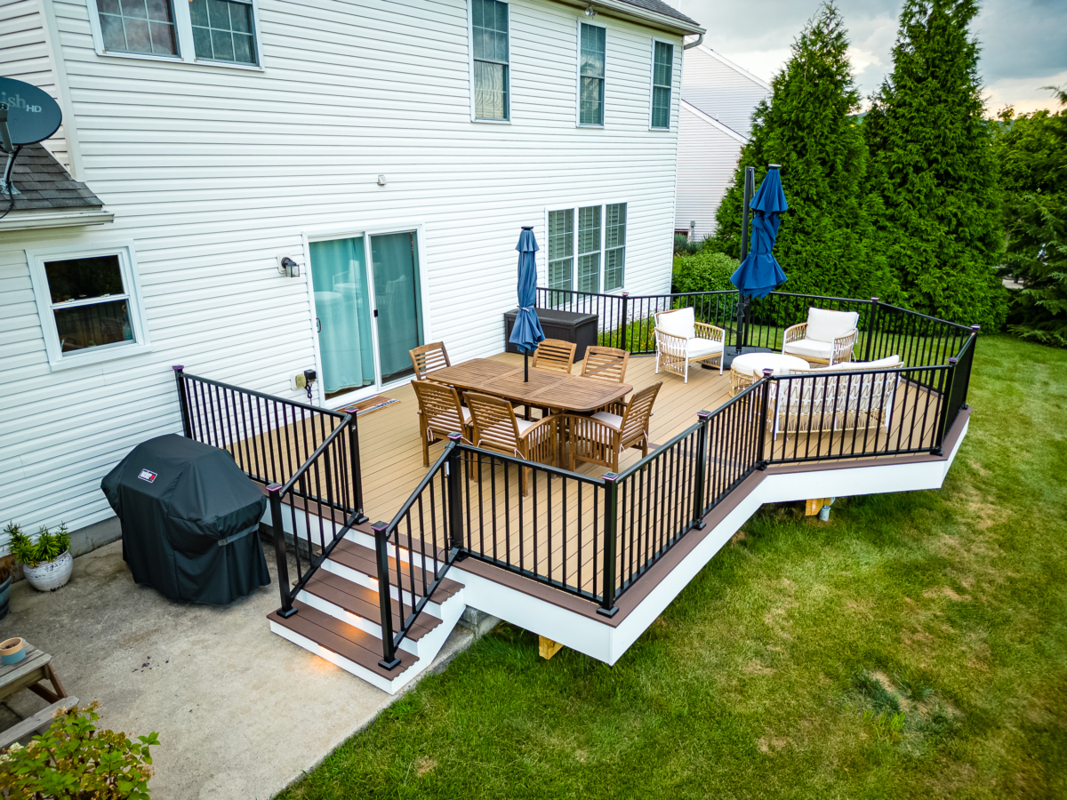 Octagon-Shaped Statement Deck - Douglassville, PA - Integrous Fences ...